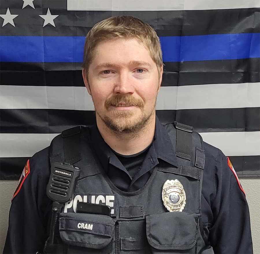 Algona Police Officer Shot And Killed, Suspect In Custody After Manhunt ...