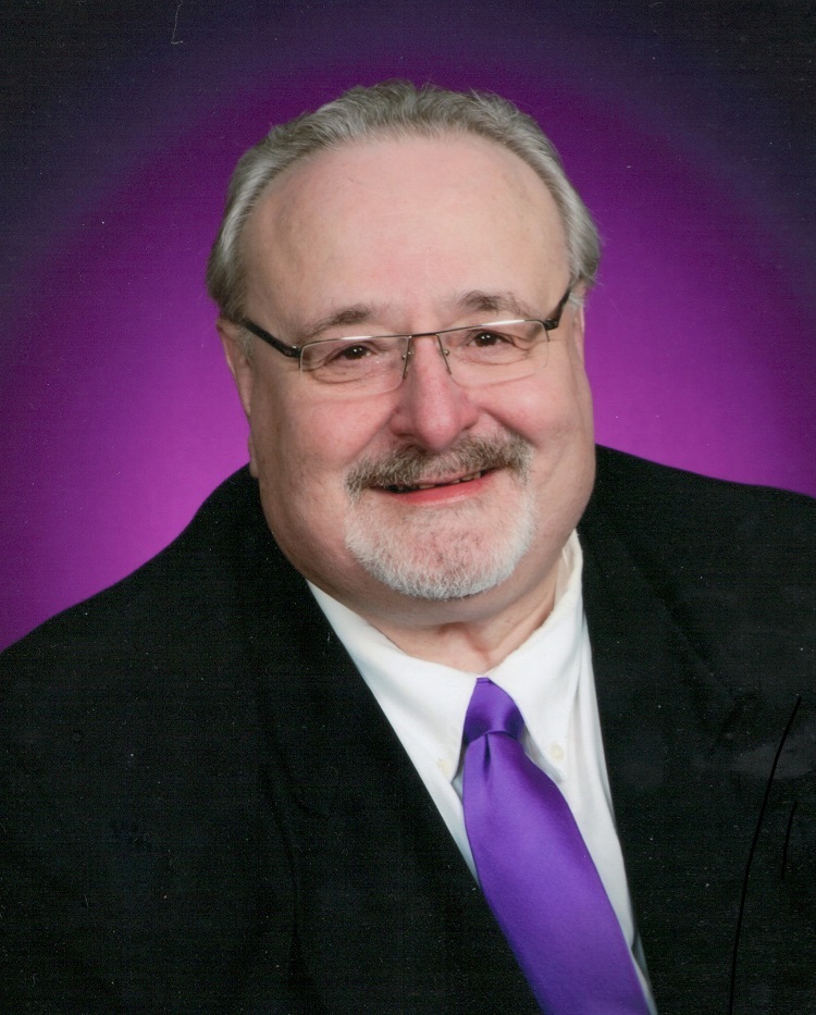 Tom Traughber – KIWARadio.com